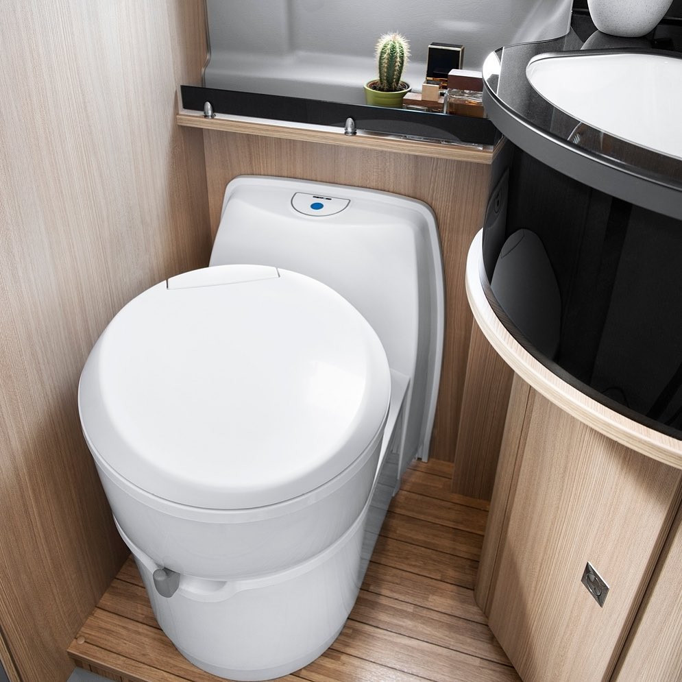 Ultimate Guide: How To Choose The Best Caravan Toilet | My Generator